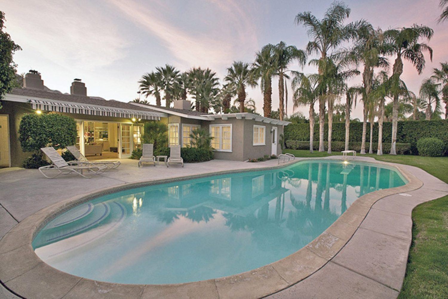 Palm Tree Paradise – Wedding Estates