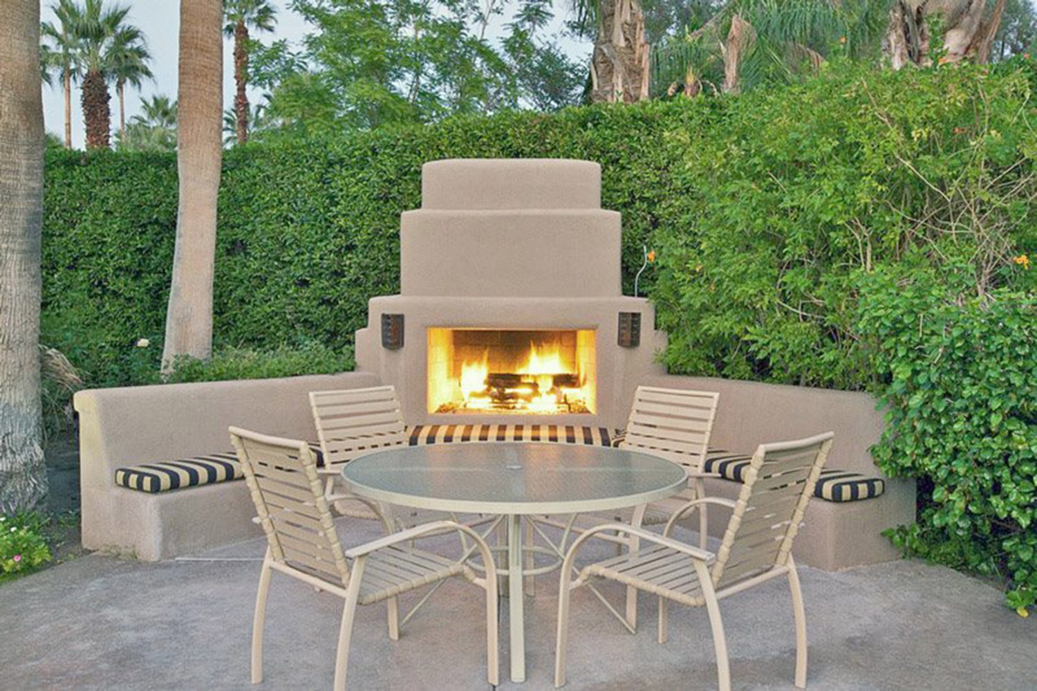 Palm Tree Paradise – Wedding Estates